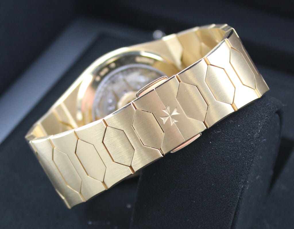 Vacheron Constantin Historiques 222 37mm 18k Yellow Gold 4200H/222J ...