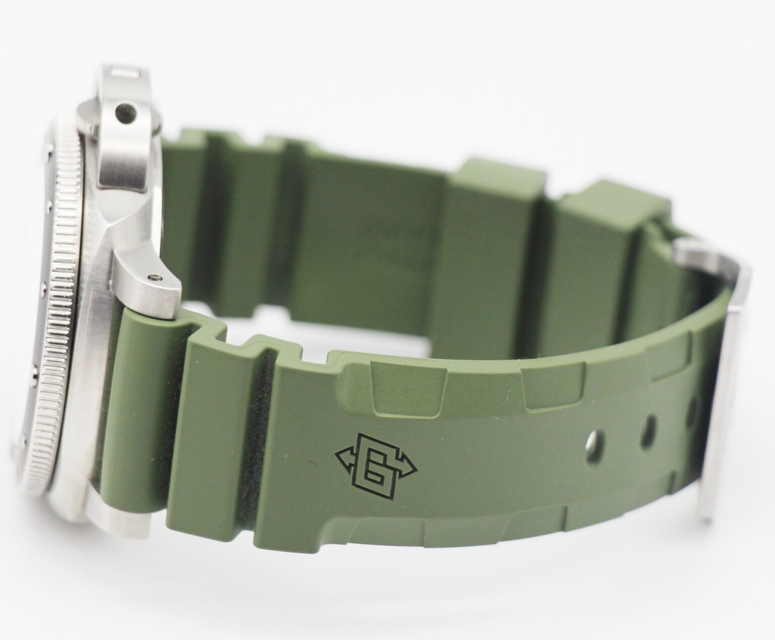 Panerai Submersible 42mm Brushed Steel Black Dial PAM00683 - Luxury ...