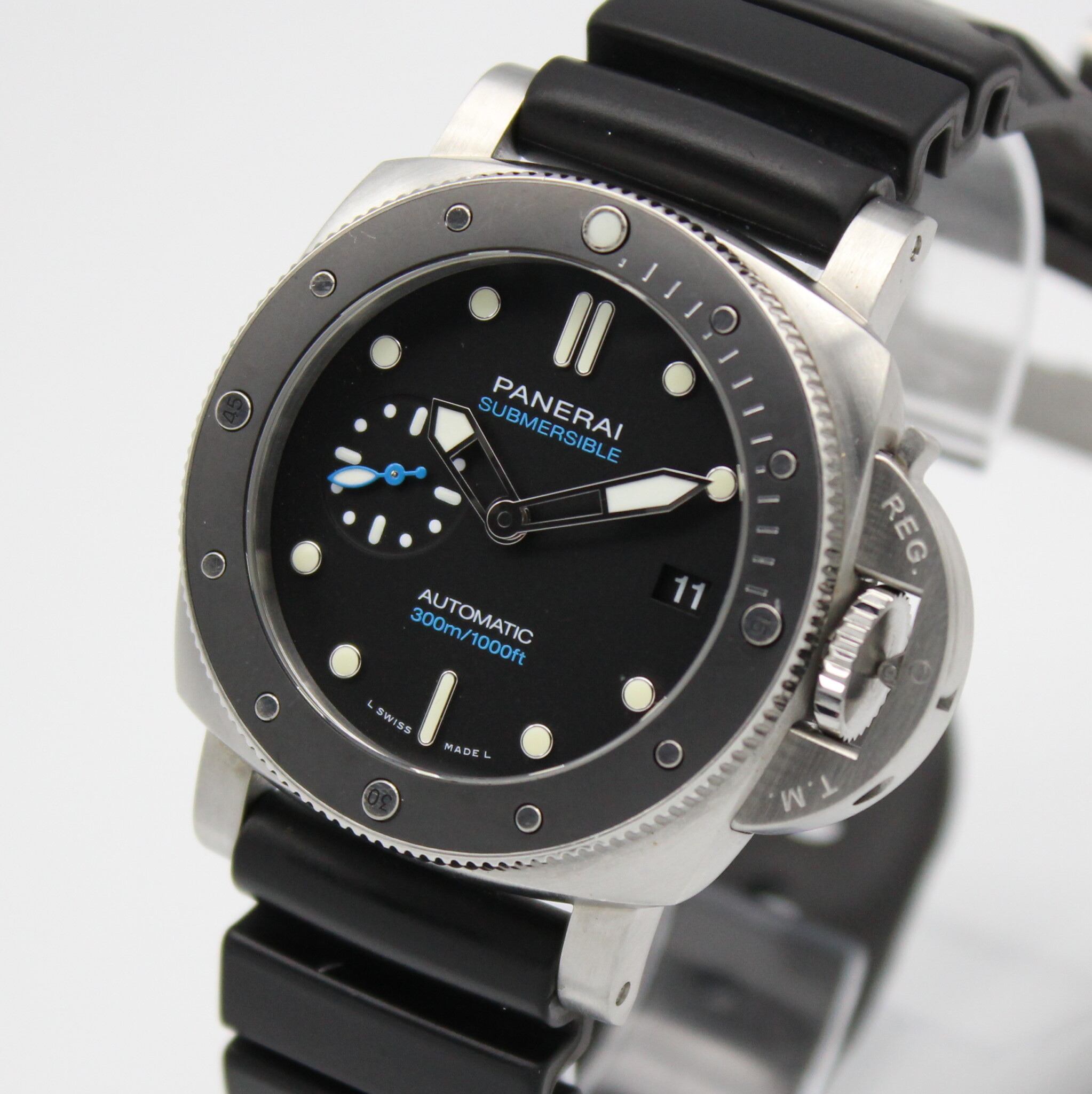 Panerai Submersible 42mm Black Dial Stainless Steel PAM00683 - Luxury ...