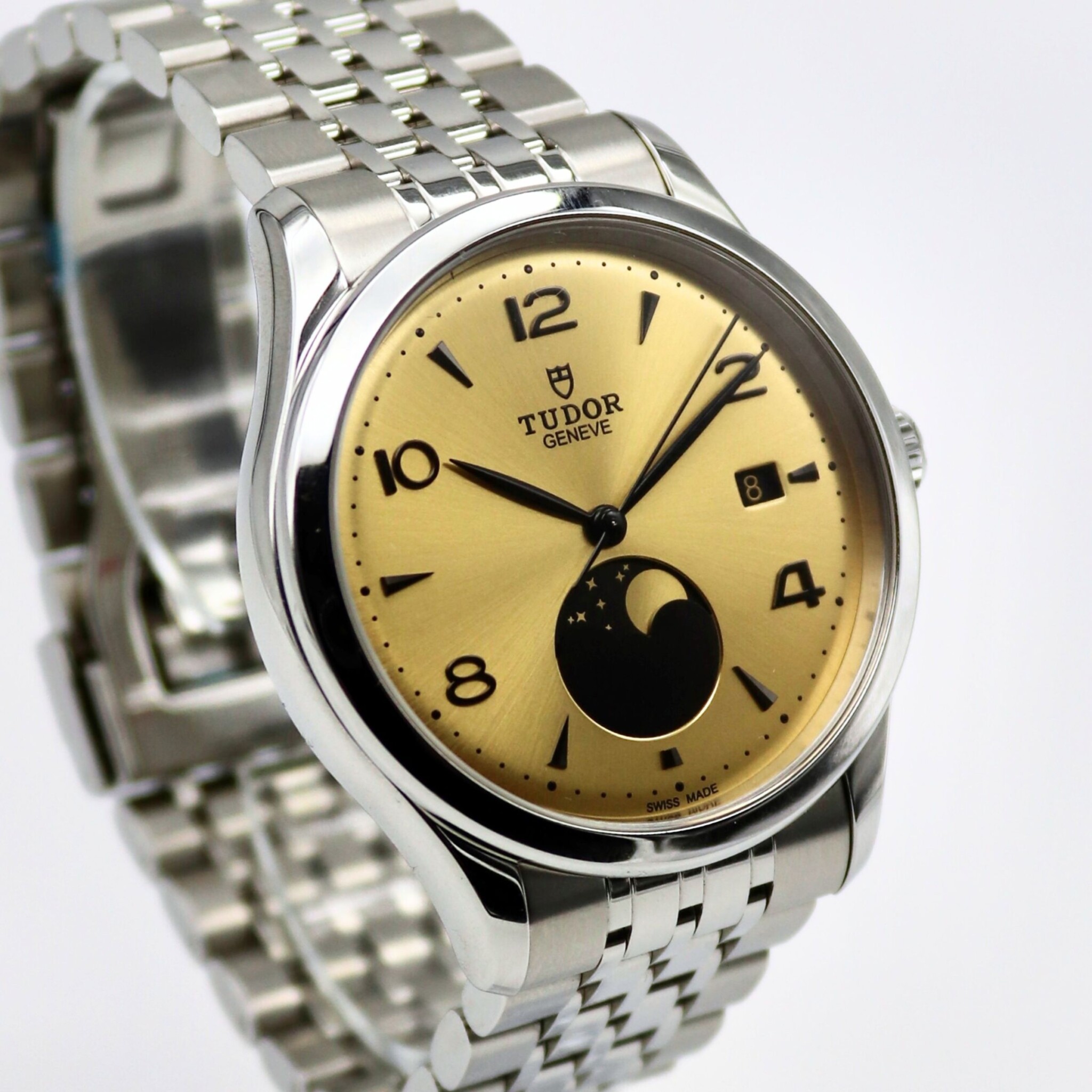 Tudor 1926 Luna 39mm Champagne Dial Stainless Steel 91560 - Luxury ...